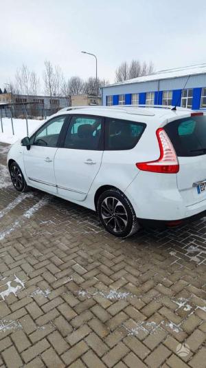 Balts Renault Grand Scenic 2016 Tauragė, ar dzinēja tilpumu 1.60 L un nobraukumu 280 tūkst. km par 4200 €, foto 2 vietnē AUTOMOTO.COM.LV
