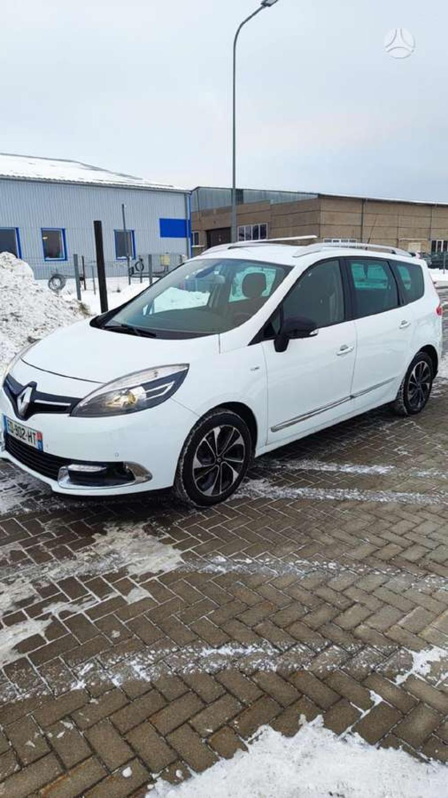Balts Renault Grand Scenic 2016 Tauragė, ar dzinēja tilpumu 1.60 L un nobraukumu 280 tūkst. km par 4200 €, foto 3 vietnē AUTOMOTO.COM.LV