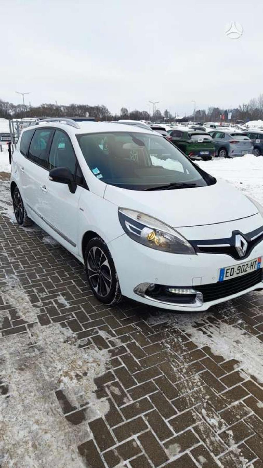 Balts Renault Grand Scenic 2016 Tauragė, ar dzinēja tilpumu 1.60 L un nobraukumu 280 tūkst. km par 4200 €, foto 8 vietnē AUTOMOTO.COM.LV