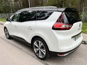 White Renault Grand Scenic 2017 in Riga, with an engine capacity of 1.60 L and mileage of 0 thousand km for 8990 €, photo 11 on AUTOMOTO.COM.LV