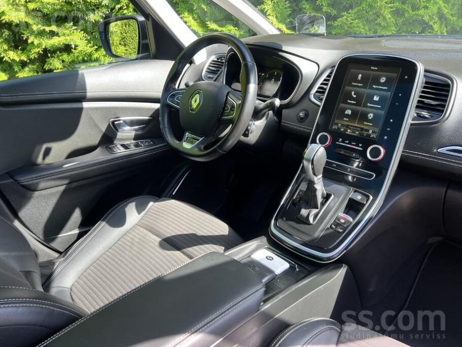 White Renault Grand Scenic 2017 in Riga, with an engine capacity of 1.60 L and mileage of 0 thousand km for 8990 €, photo 18 on AUTOMOTO.COM.LV