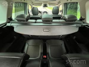 White Renault Grand Scenic 2017 in Riga, with an engine capacity of 1.60 L and mileage of 0 thousand km for 8990 €, photo 27 on AUTOMOTO.COM.LV