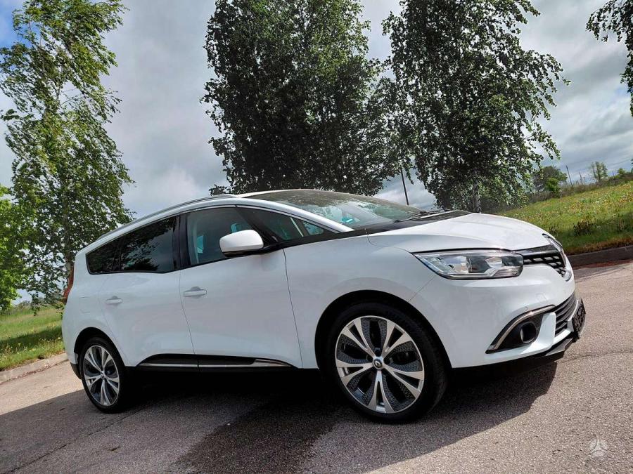 Balts Renault Grand Scenic 2017 Vilkaviškis, ar dzinēja tilpumu 1.20 L un nobraukumu 166 tūkst. km par 8600 €, foto 15 vietnē AUTOMOTO.COM.LV
