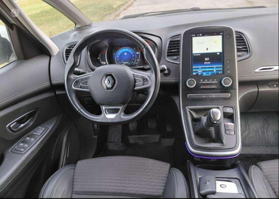 Balts Renault Grand Scenic 2017 Vilkaviškis, ar dzinēja tilpumu 1.20 L un nobraukumu 166 tūkst. km par 8600 €, foto 19 vietnē AUTOMOTO.COM.LV