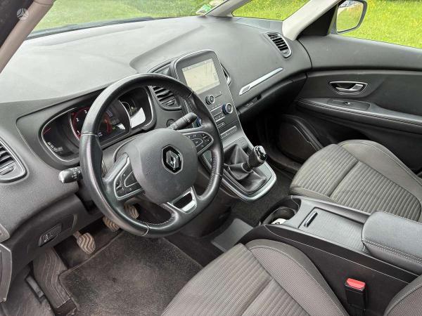 Balts Renault Grand Scenic 2018 Šauļi, ar dzinēja tilpumu 1.46 L un nobraukumu 116 tūkst. km par 9750 €, foto 9 vietnē AUTOMOTO.COM.LV