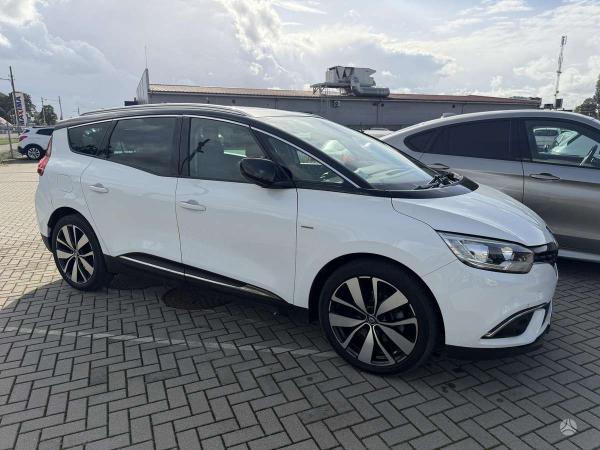 Renault Grand Scenic 2018 in Taurage on AUTOMOTO.COM.LV White Renault Grand Scenic 2018 in Taurage, with an engine capacity of 1.46 L and mileage of 400 thousand km for 6800 €, photo 3 on AUTOMOTO.COM.LV