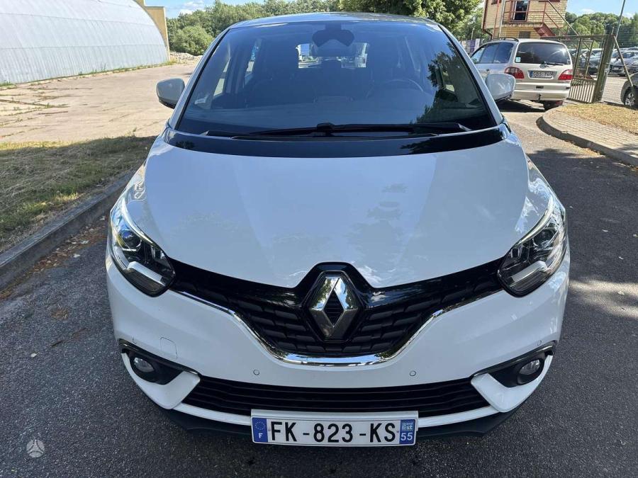 White Renault Grand Scenic 2019 in Taurage, with an engine capacity of 1.75 L and mileage of 234 thousand km for 7200 €, photo 3 on AUTOMOTO.COM.LV