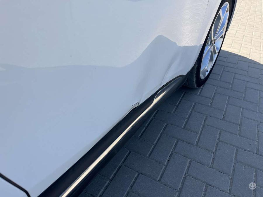 Balts Renault Grand Scenic 2020 Tauragė, ar dzinēja tilpumu 1.75 L un nobraukumu 237 tūkst. km par 7200 €, foto 17 vietnē AUTOMOTO.COM.LV