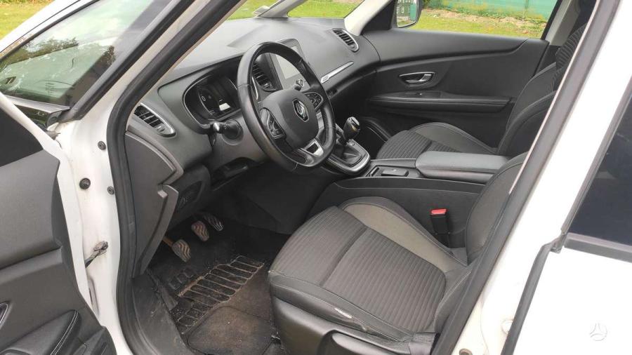 Balts Renault Grand Scenic 2020 Tauragė, ar dzinēja tilpumu 1.75 L un nobraukumu 366 tūkst. km par 6550 €, foto 7 vietnē AUTOMOTO.COM.LV
