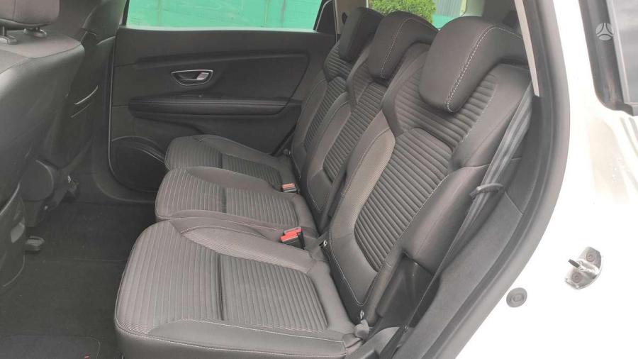 Balts Renault Grand Scenic 2020 Tauragė, ar dzinēja tilpumu 1.75 L un nobraukumu 366 tūkst. km par 6550 €, foto 9 vietnē AUTOMOTO.COM.LV
