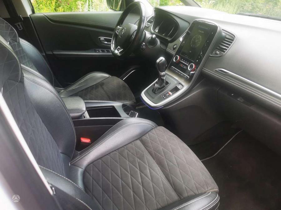 Balts Renault Grand Scenic 2021 Viļņa, ar dzinēja tilpumu 1.70 L un nobraukumu 220 tūkst. km par 6900 €, foto 10 vietnē AUTOMOTO.COM.LV