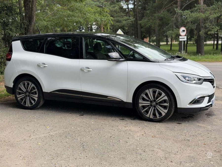 Balts Renault Grand Scenic 2021 Tauragė, ar dzinēja tilpumu 1.75 L un nobraukumu 230 tūkst. km par 8300 €, foto 5 vietnē AUTOMOTO.COM.LV
