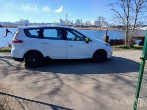 Balts Renault Grand Scenic 2011 Rīga, ar dzinēja tilpumu 1.90 L un nobraukumu 587 tūkst. km par 1500 €, foto 7 vietnē AUTOMOTO.COM.LV