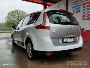 White Renault Grand Scenic 2012 in Riga, with an engine capacity of 1.50 L and mileage of 378 thousand km for 1300 €, photo 3 on AUTOMOTO.COM.LV