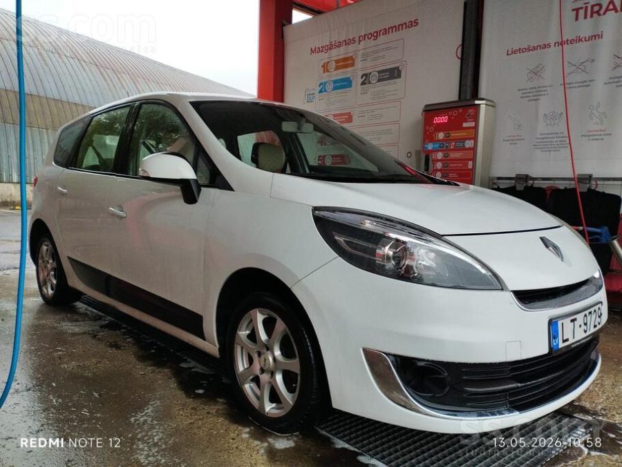White Renault Grand Scenic 2012 in Riga, with an engine capacity of 1.50 L and mileage of 378 thousand km for 1300 €, photo 4 on AUTOMOTO.COM.LV