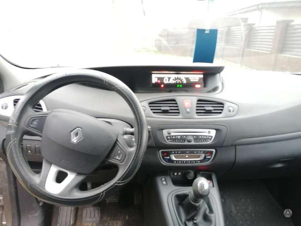 Dzeltens Renault Grand Scenic 2010 Marijampole, ar dzinēja tilpumu 1.60 L un nobraukumu 247 tūkst. km par 1800 €, foto 5 vietnē AUTOMOTO.COM.LV