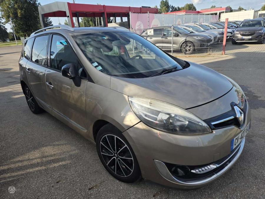 Yellow Renault Grand Scenic 2013 in Taurage, with an engine capacity of 1.46 L and mileage of 260 thousand km for 3950 €, photo 1 on AUTOMOTO.COM.LV