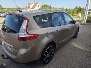 Yellow Renault Grand Scenic 2013 in Taurage, with an engine capacity of 1.46 L and mileage of 260 thousand km for 3950 €, photo 5 on AUTOMOTO.COM.LV