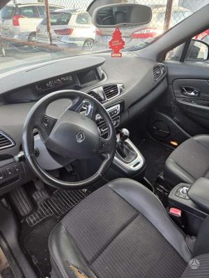 Yellow Renault Grand Scenic 2013 in Taurage, with an engine capacity of 1.46 L and mileage of 260 thousand km for 3950 €, photo 9 on AUTOMOTO.COM.LV