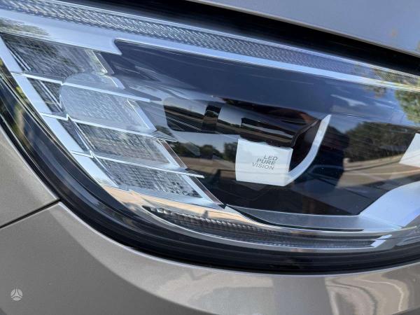 Dzeltens Renault Grand Scenic 2018 Kauņa, ar dzinēja tilpumu 1.60 L un nobraukumu 142 tūkst. km par 10999 €, foto 6 vietnē AUTOMOTO.COM.LV