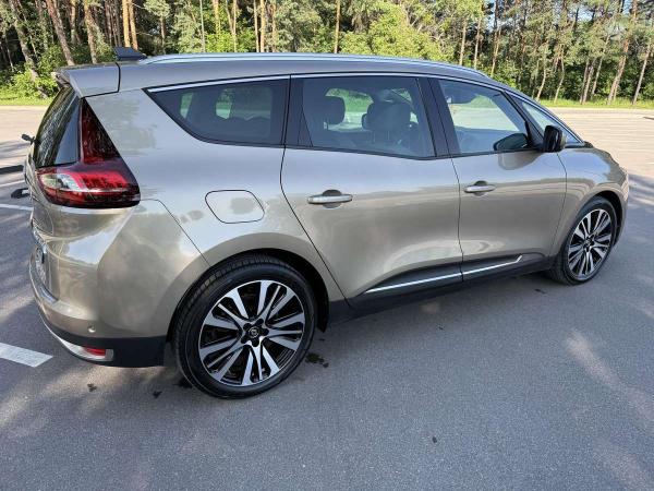 Dzeltens Renault Grand Scenic 2018 Kauņa, ar dzinēja tilpumu 1.60 L un nobraukumu 142 tūkst. km par 10999 €, foto 9 vietnē AUTOMOTO.COM.LV