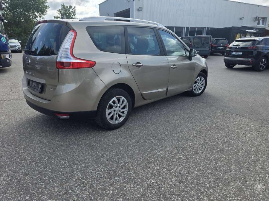 Dzeltens Renault Grand Scenic 2015 Ukmergė, ar dzinēja tilpumu 1.46 L un nobraukumu 250 tūkst. km par 4000 €, foto 5 vietnē AUTOMOTO.COM.LV