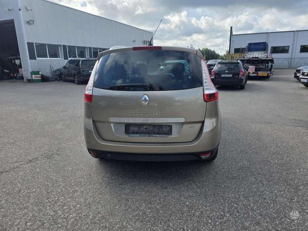 Dzeltens Renault Grand Scenic 2015 Ukmergė, ar dzinēja tilpumu 1.46 L un nobraukumu 250 tūkst. km par 4000 €, foto 5 vietnē AUTOMOTO.COM.LV
