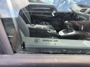 Dzeltens Renault Grand Scenic 2015 Ukmergė, ar dzinēja tilpumu 1.46 L un nobraukumu 250 tūkst. km par 4000 €, foto 15 vietnē AUTOMOTO.COM.LV