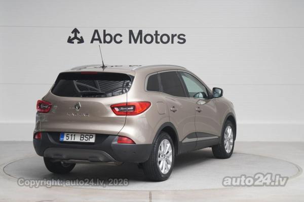 Smilšu krāsa Renault Kadjar 2016 Tallina, ar dzinēja tilpumu 1.20 L un nobraukumu 101 tūkst. km par 10990 €, foto 4 vietnē AUTOMOTO.COM.LV