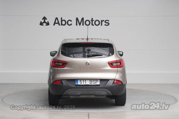 Smilšu krāsa Renault Kadjar 2016 Tallina, ar dzinēja tilpumu 1.20 L un nobraukumu 101 tūkst. km par 10990 €, foto 5 vietnē AUTOMOTO.COM.LV