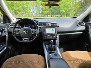 Beige Renault Kadjar 2016 in Parnu, with an engine capacity of 1.20 L and mileage of 128 thousand km for 8490 €, photo 15 on AUTOMOTO.COM.LV