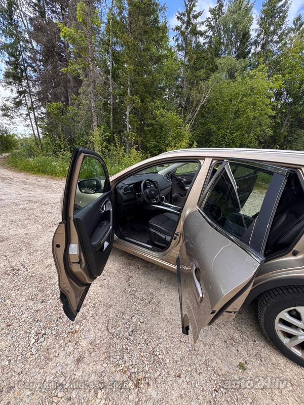 Smilšu krāsa Renault Kadjar 2016 Tallina, ar dzinēja tilpumu 1.20 L un nobraukumu 78 tūkst. km par 12390 €, foto 7 vietnē AUTOMOTO.COM.LV