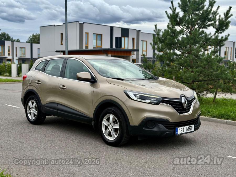 Beige Renault Kadjar 2017 in Tallinn, with an engine capacity of 1.20 L and mileage of 139 thousand km for 7490 €, photo 2 on AUTOMOTO.COM.LV