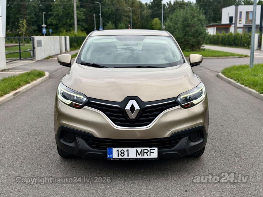 Beige Renault Kadjar 2017 in Tallinn, with an engine capacity of 1.20 L and mileage of 139 thousand km for 7490 €, photo 3 on AUTOMOTO.COM.LV