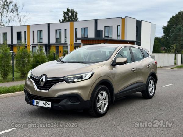 Beige Renault Kadjar 2017 in Tallinn, with an engine capacity of 1.20 L and mileage of 139 thousand km for 7490 €, photo 4 on AUTOMOTO.COM.LV