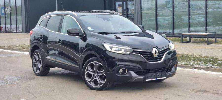 Black Renault Kadjar 2015 in Siauliai, with an engine capacity of 1.60 L and mileage of 183 thousand km for 8900 €, photo 1 on AUTOMOTO.COM.LV