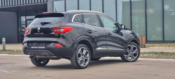 Black Renault Kadjar 2015 in Siauliai, with an engine capacity of 1.60 L and mileage of 183 thousand km for 8900 €, photo 9 on AUTOMOTO.COM.LV