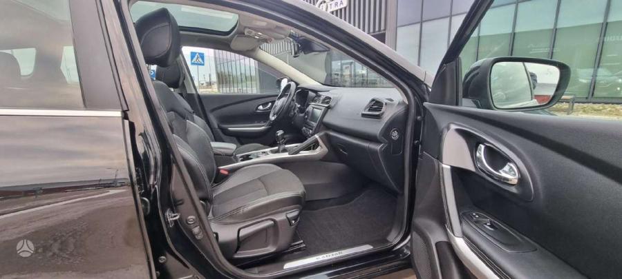 Melns Renault Kadjar 2015 Šauļi, ar dzinēja tilpumu 1.60 L un nobraukumu 183 tūkst. km par 8750 €, foto 21 vietnē AUTOMOTO.COM.LV