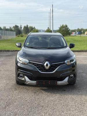Black Renault Kadjar 2015 in Vilnius, with an engine capacity of 1.46 L and mileage of 240 thousand km for 7700 €, photo 3 on AUTOMOTO.COM.LV