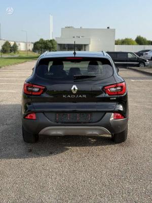Black Renault Kadjar 2015 in Vilnius, with an engine capacity of 1.46 L and mileage of 240 thousand km for 7700 €, photo 6 on AUTOMOTO.COM.LV