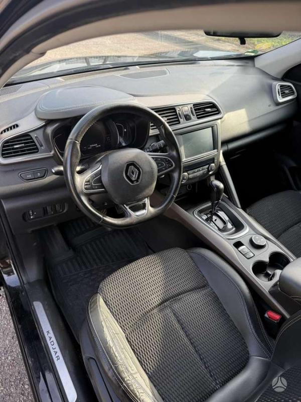 Melns Renault Kadjar 2015 Viļņa, ar dzinēja tilpumu 1.46 L un nobraukumu 240 tūkst. km par 7700 €, foto 9 vietnē AUTOMOTO.COM.LV