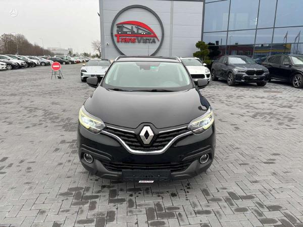Melns Renault Kadjar 2016 Telšiai, ar dzinēja tilpumu 1.46 L un nobraukumu 251 tūkst. km par 8500 €, foto 9 vietnē AUTOMOTO.COM.LV