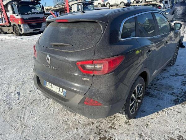 Melns Renault Kadjar 2016 Tauragė, ar dzinēja tilpumu 1.46 L un nobraukumu 200 tūkst. km par 7200 €, foto 3 vietnē AUTOMOTO.COM.LV