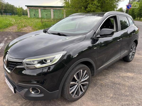 Black Renault Kadjar 2016 in Kaunas, with an engine capacity of 1.50 L and mileage of 287 thousand km for 8500 €, photo 1 on AUTOMOTO.COM.LV