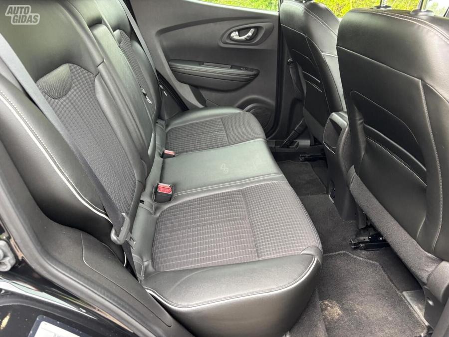 Black Renault Kadjar 2016 in Kaunas, with an engine capacity of 1.50 L and mileage of 287 thousand km for 8500 €, photo 15 on AUTOMOTO.COM.LV