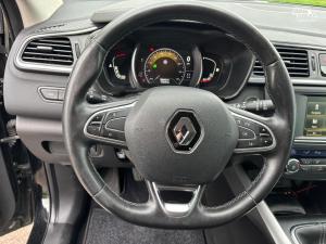 Black Renault Kadjar 2016 in Kaunas, with an engine capacity of 1.50 L and mileage of 287 thousand km for 8500 €, photo 18 on AUTOMOTO.COM.LV