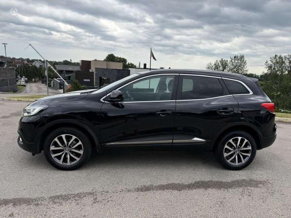 Black Renault Kadjar 2016 in Taurage, with an engine capacity of 1.20 L and mileage of 130 thousand km for 7900 €, photo 4 on AUTOMOTO.COM.LV