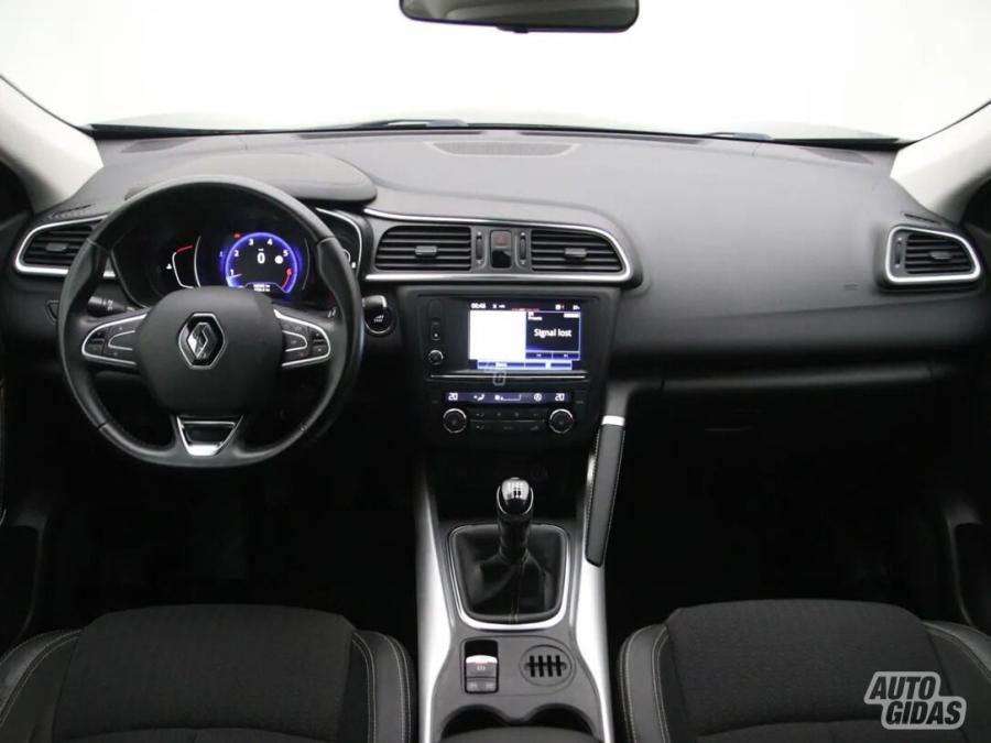 Black Renault Kadjar 2016 in Vilnius, with an engine capacity of 1.20 L and mileage of 170 thousand km for 9099 €, photo 3 on AUTOMOTO.COM.LV