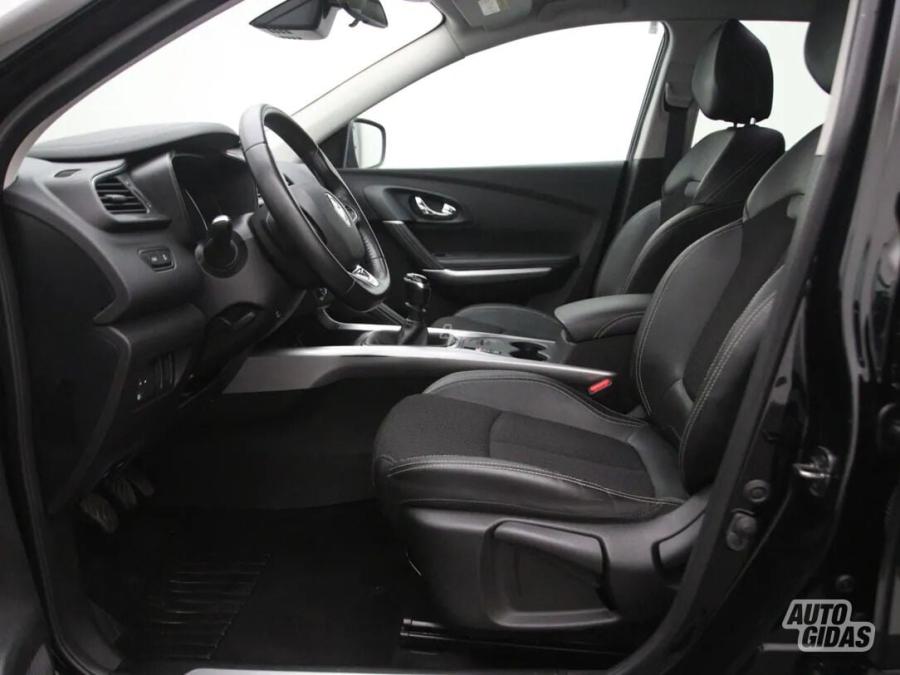 Black Renault Kadjar 2016 in Vilnius, with an engine capacity of 1.20 L and mileage of 170 thousand km for 9099 €, photo 5 on AUTOMOTO.COM.LV