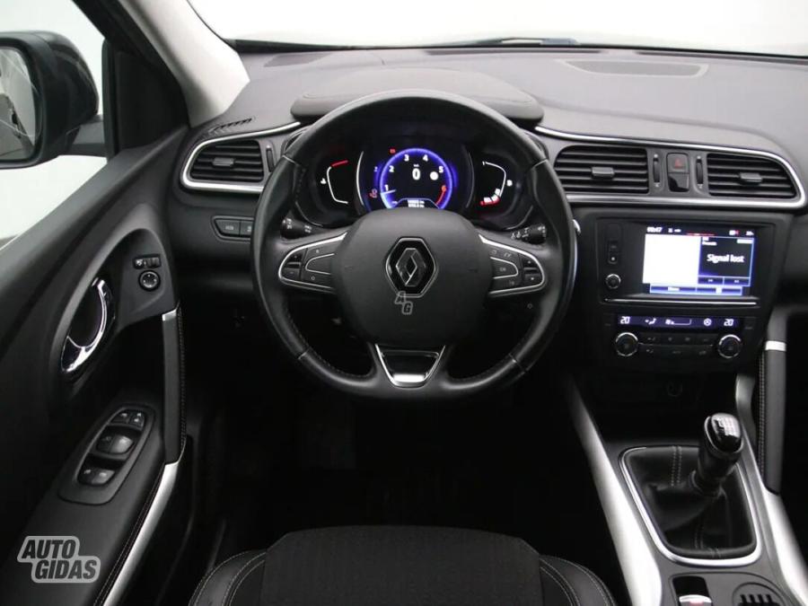 Black Renault Kadjar 2016 in Vilnius, with an engine capacity of 1.20 L and mileage of 170 thousand km for 9099 €, photo 18 on AUTOMOTO.COM.LV